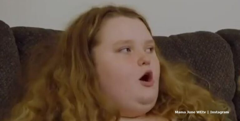 Honey Boo Boo Silent Fart Fail At Christmas - CelebWatch