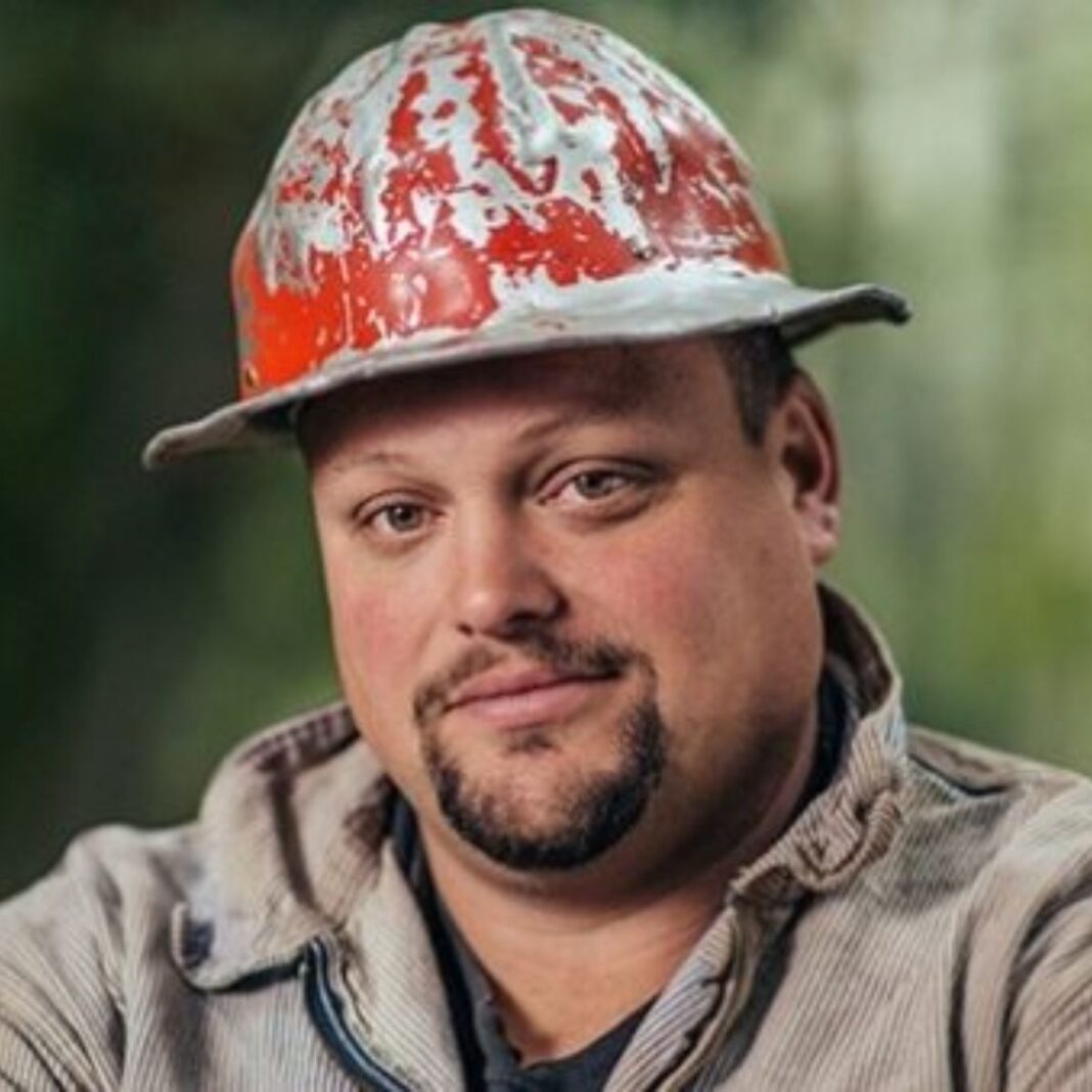 Gabe Rygaard Age, Wiki, Net Worth - CelebWatch